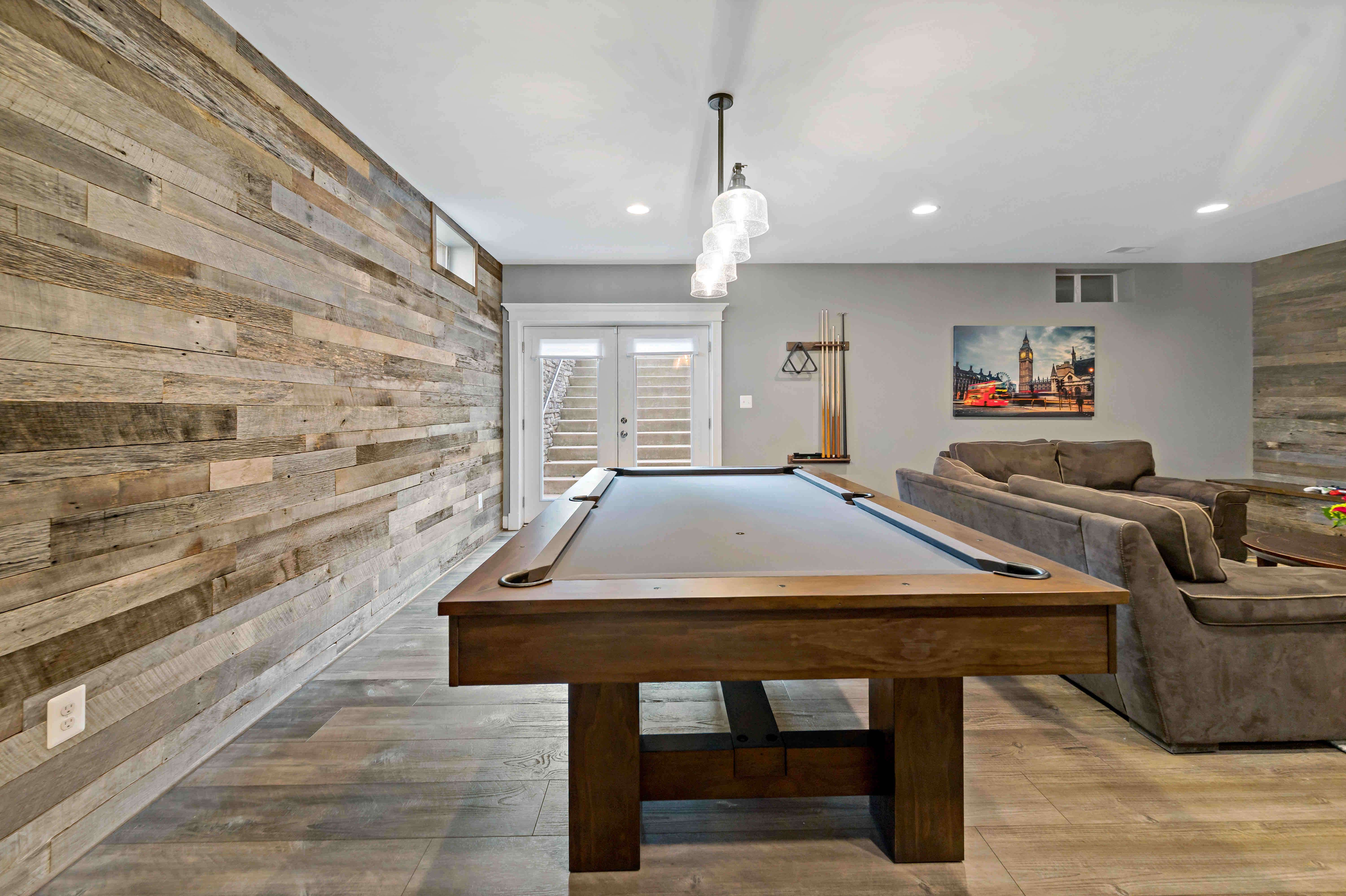 Rustic Basement Remodel Perfect For Cozy Family Evenings