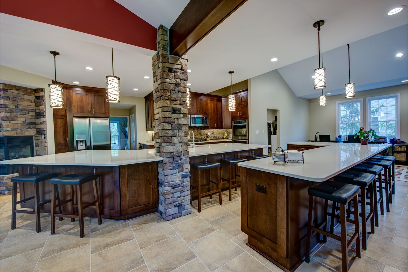 5 Beautiful Kitchen Islands for Entertainers